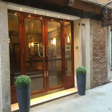 Hotel Gabrielli Venezia - Starhotels Collezione Venice | Italy